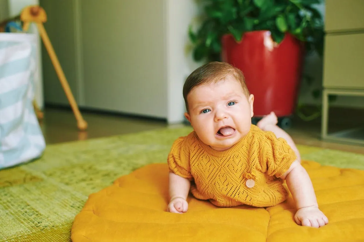 Benefits of Tummy Time for Newborns and Babies - Baby Chick