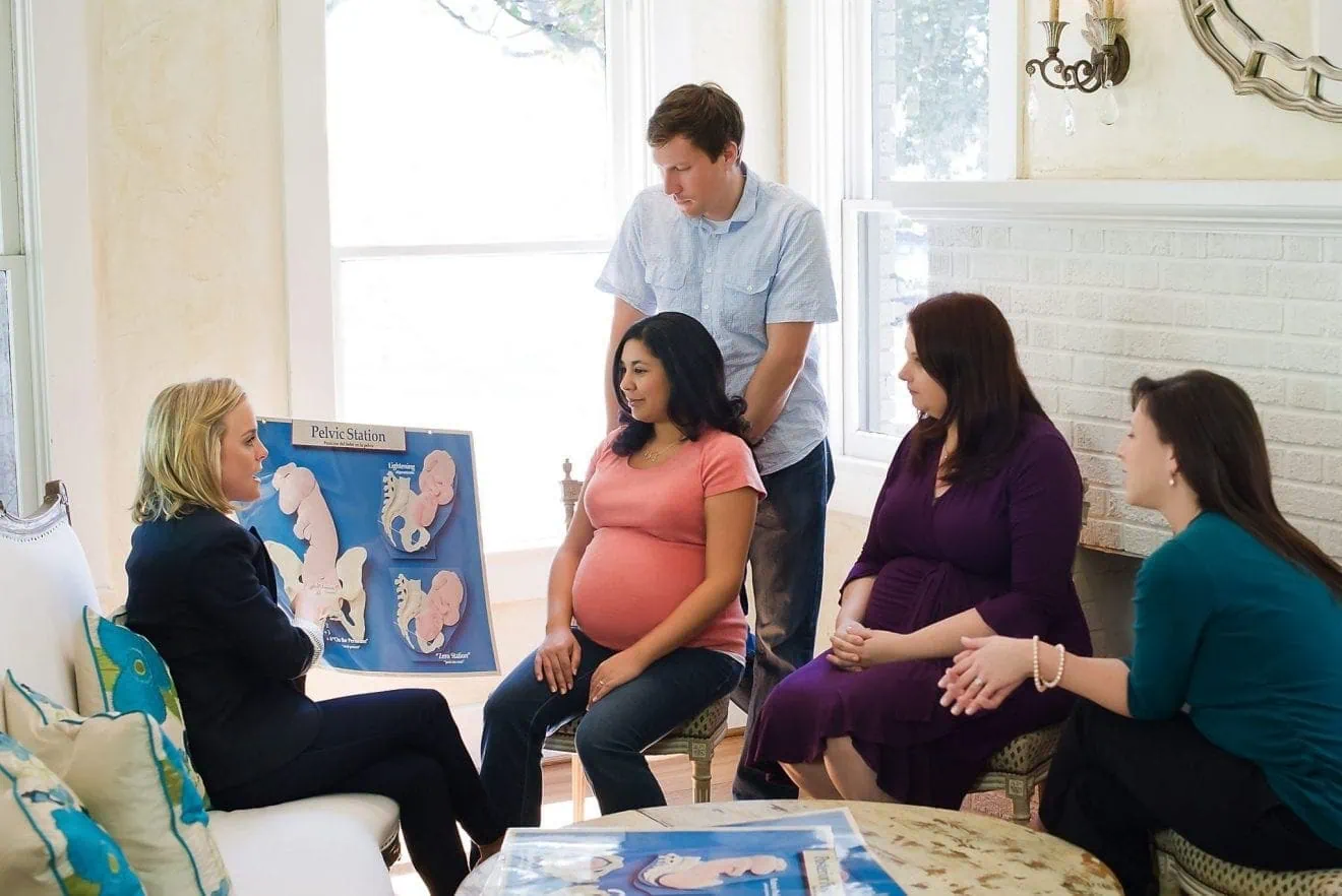 Which Classes to Take During Pregnancy: Childbirth, Breastfeeding and ...