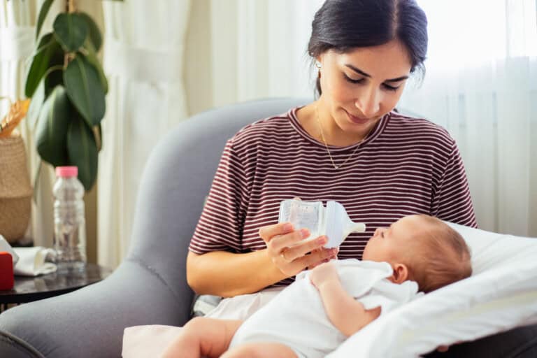 7 Signs Your Baby Is Full - Baby Chick