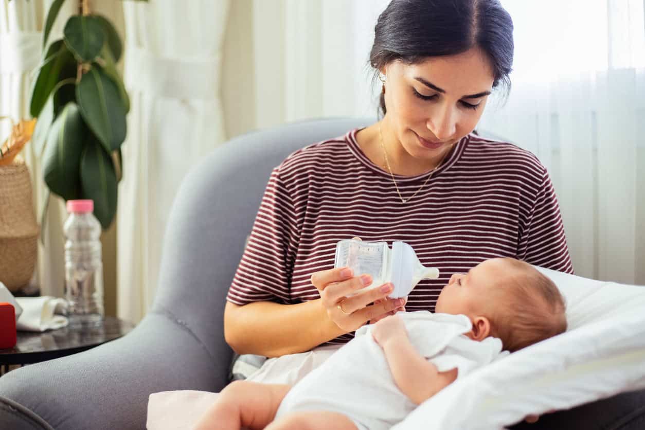 7 Signs Your Baby Is Full - Baby Chick