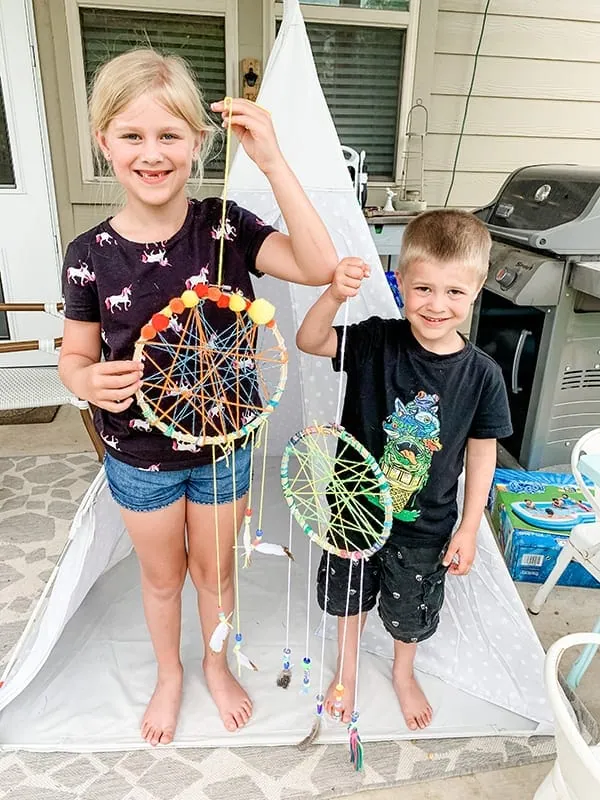 7 Easy and Fun Low-Mess Crafts for Kids - Baby Chick