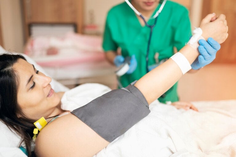 What Does a Labor and Delivery Nurse Really Do? - Baby Chick