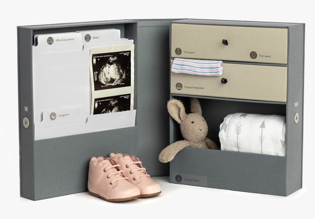 30 Personalized Baby Gifts We Love - Baby Chick