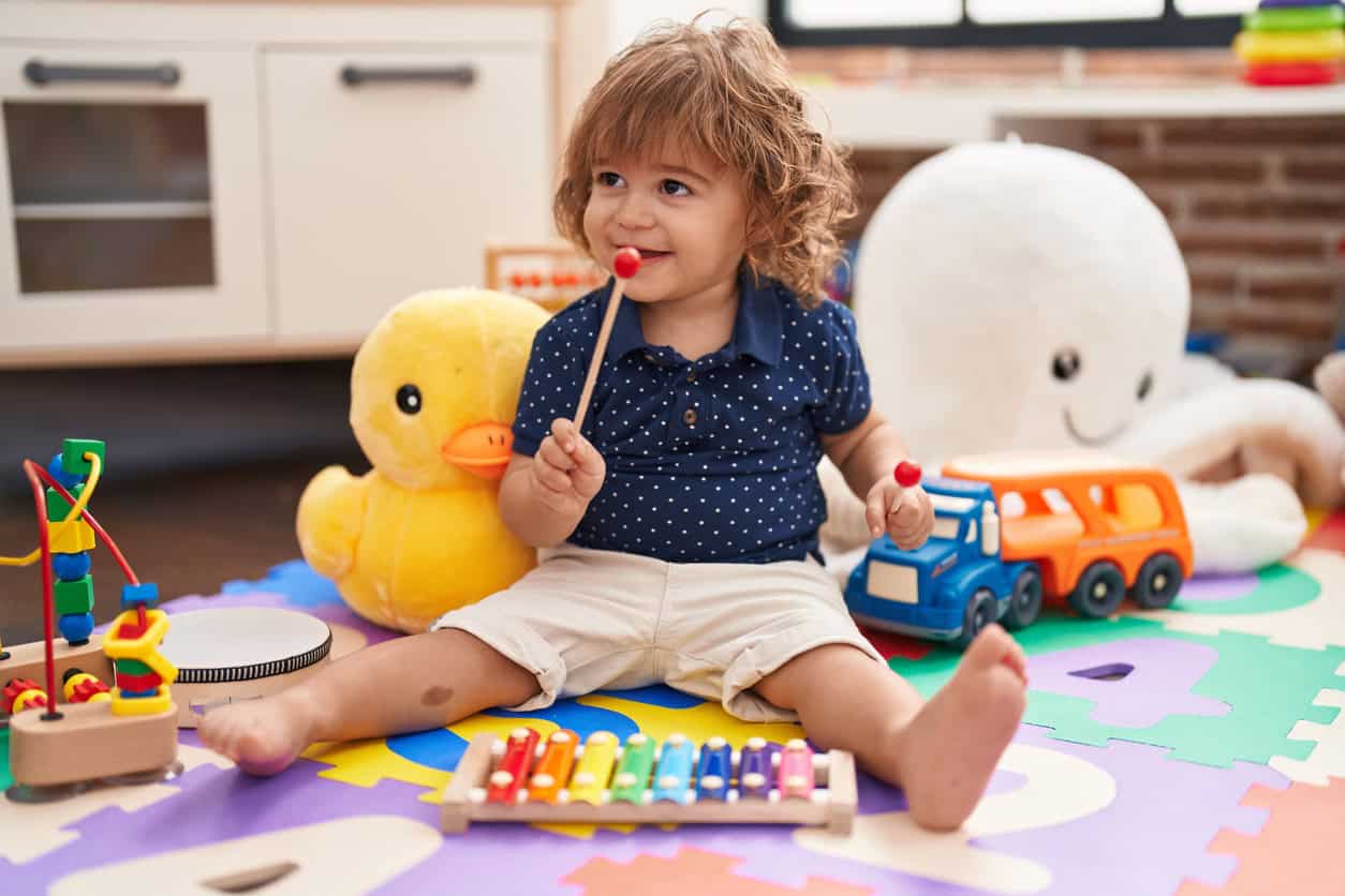 19-Month-Old-Baby: Feeding, Sleep, and Milestones By Month - Baby Chick